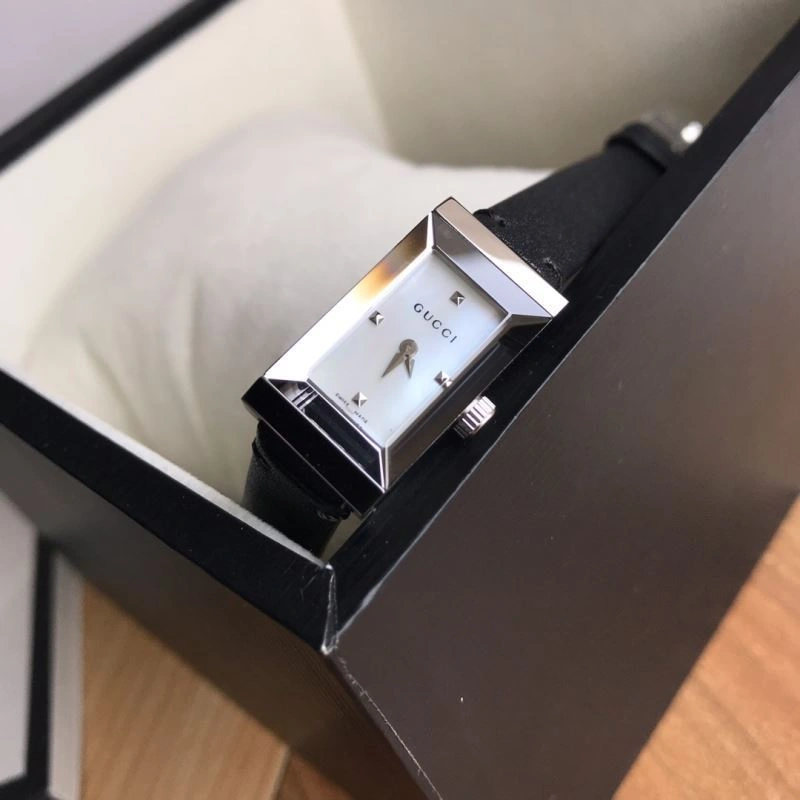 Inexpensive GUCCI Watches