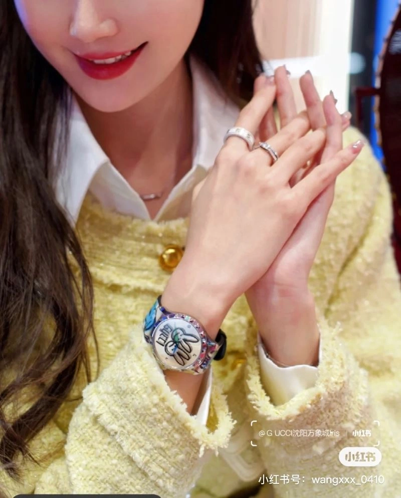 Top mirror GUCCI Watches