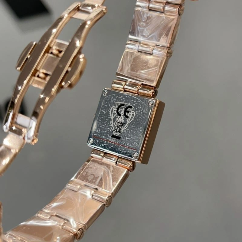 Indistinguishable GUCCI Watches