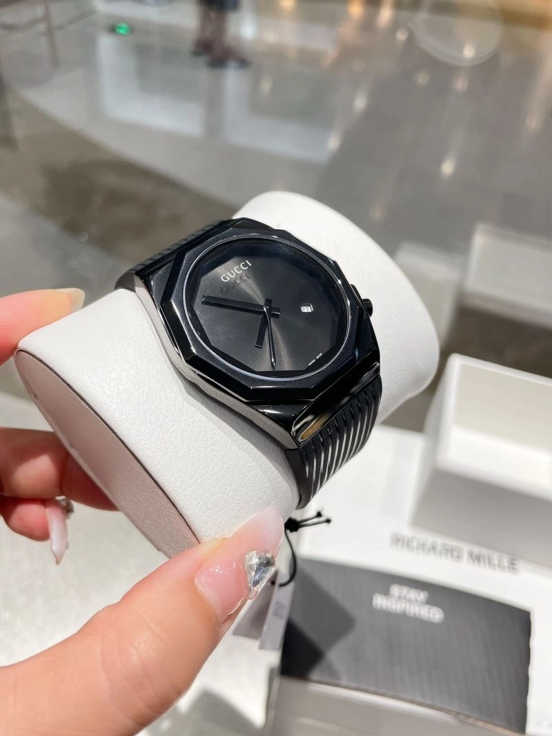 Top mirror GUCCI Watches