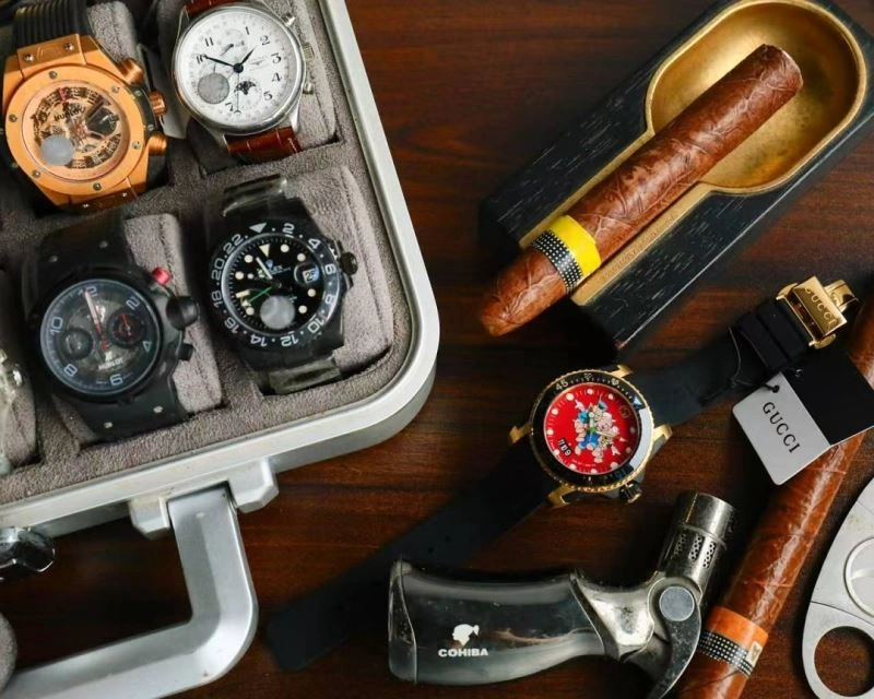 GUCCI Watches