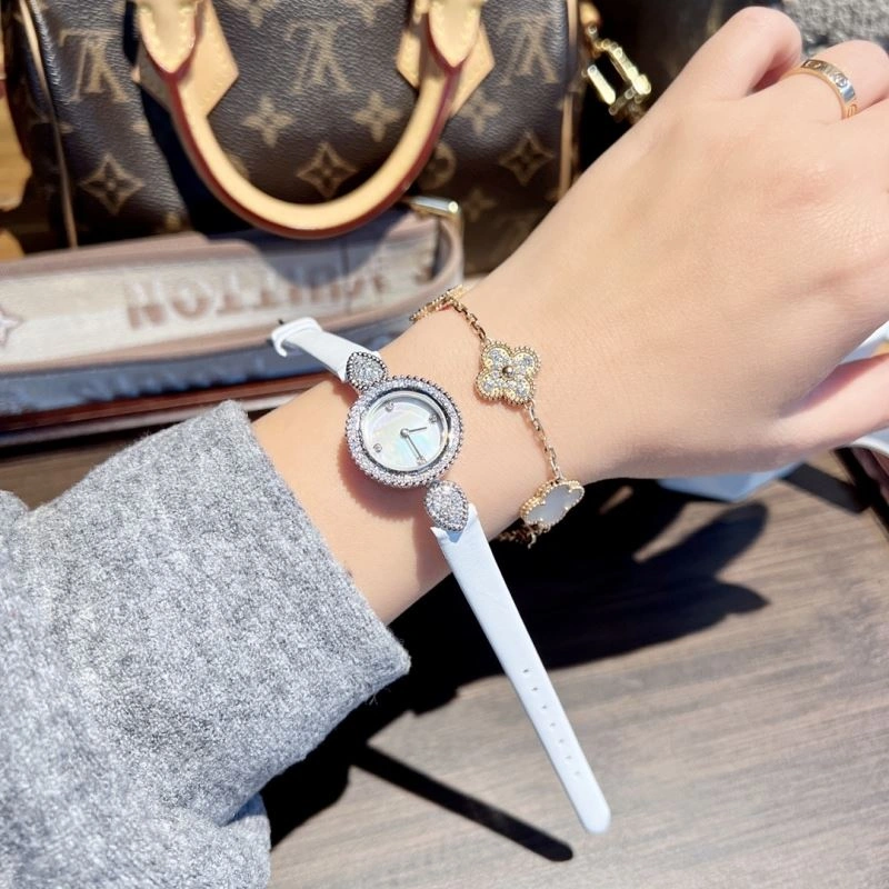 Cut-rate GUCCI Watches
