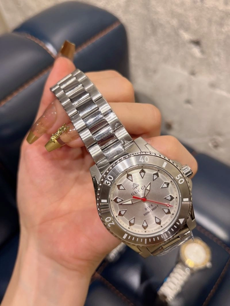 Inexpensive GUCCI Watches