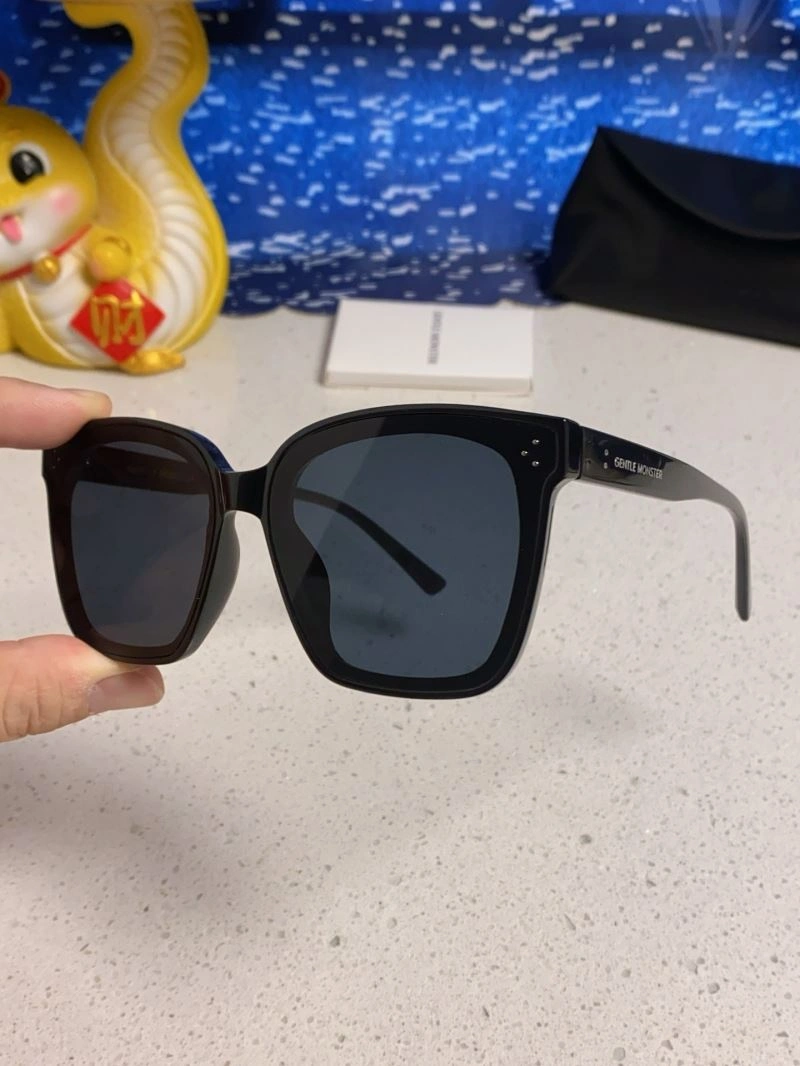 Top match Gentle Monster Sunglasses
