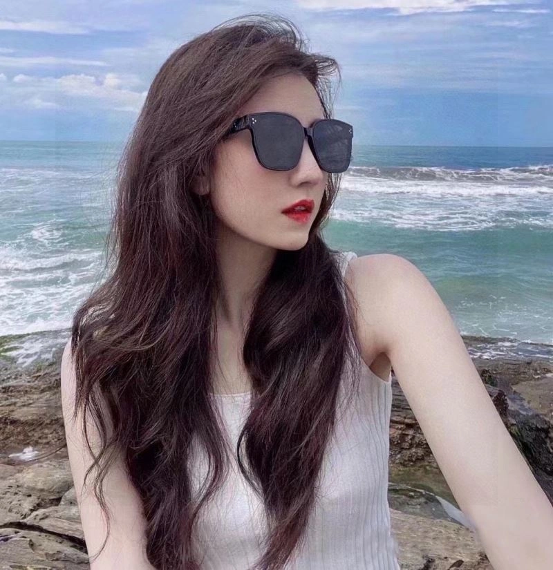 Top match Gentle Monster Sunglasses