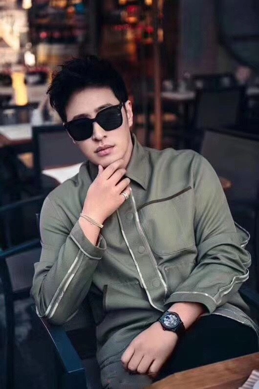 Top match Gentle Monster Sunglasses