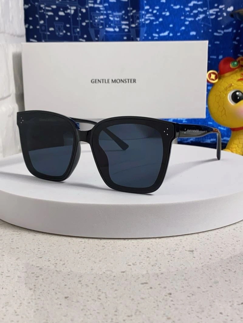 Top match Gentle Monster Sunglasses