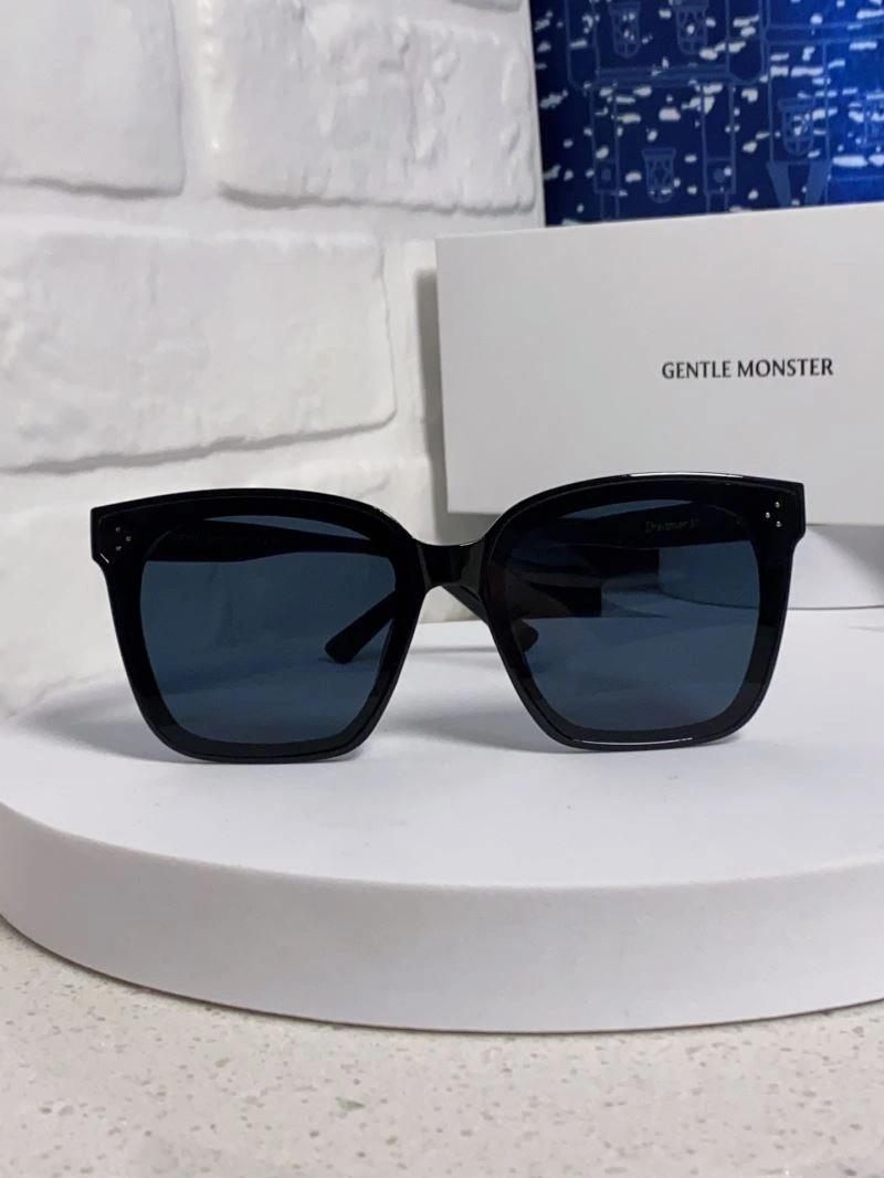 Top match Gentle Monster Sunglasses