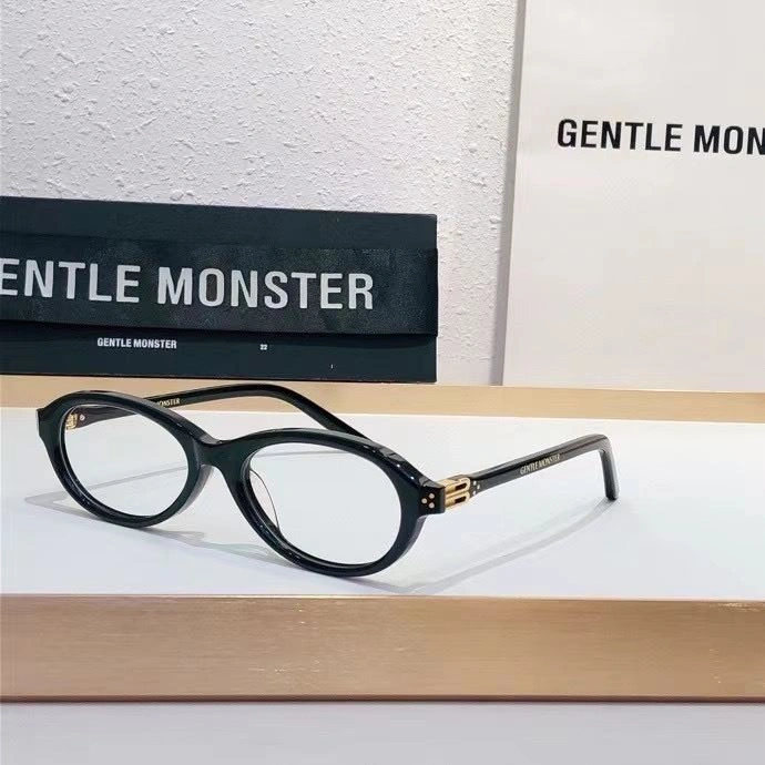 Top match Gentle Monster Sunglasses