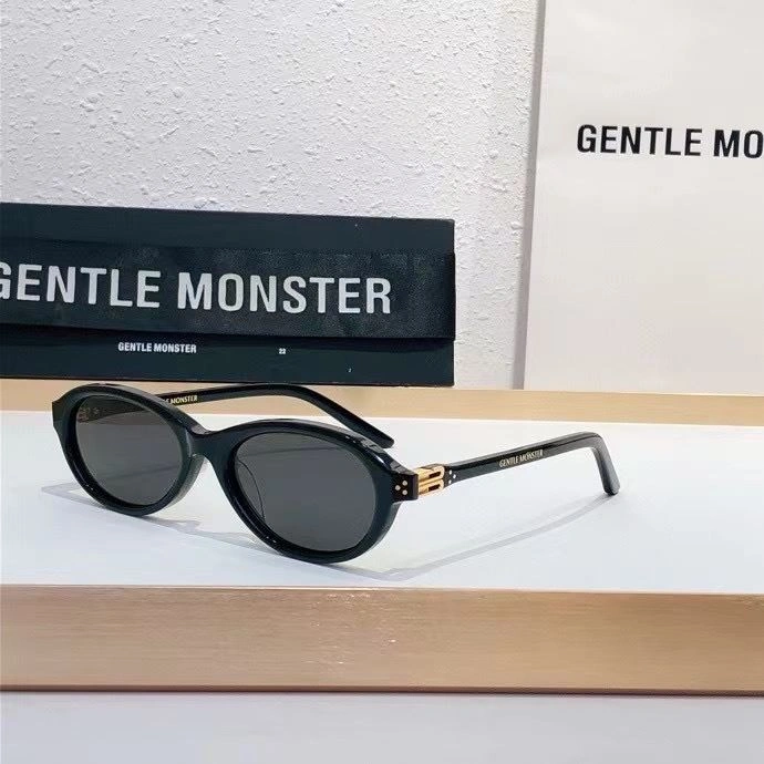 Top match Gentle Monster Sunglasses