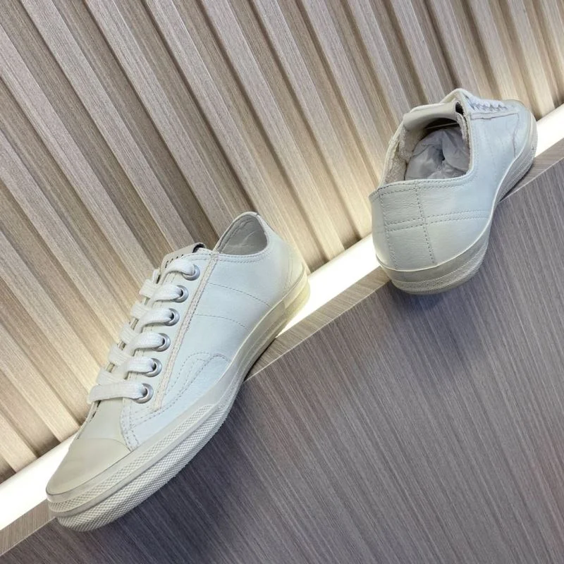 Indistinguishable Ggdb Shoes