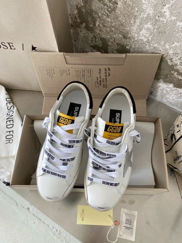 Accurate model Ggdb Shoes