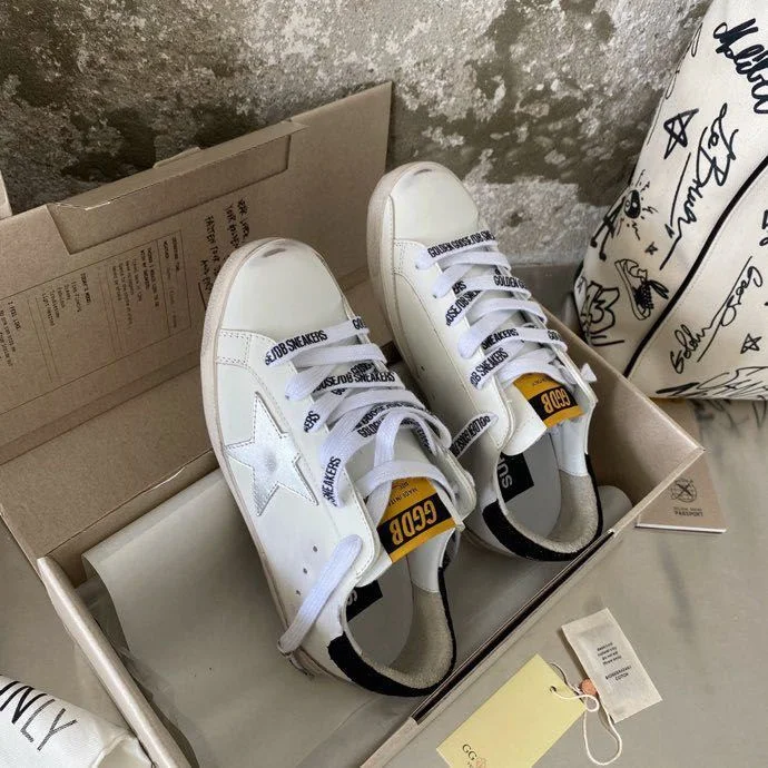 Accurate model Ggdb Shoes