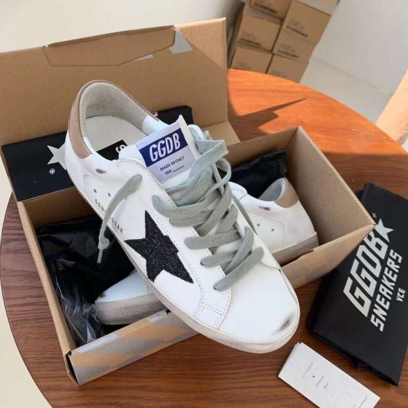 Value-priced Ggdb Shoes
