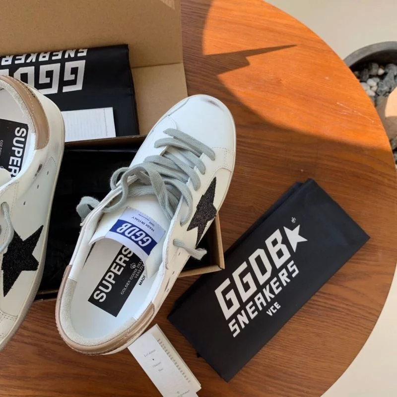 Value-priced Ggdb Shoes
