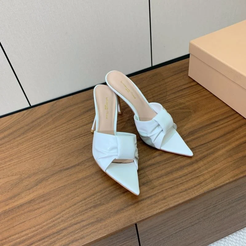 Reasonably priced Gianvito Rossi Sandals
