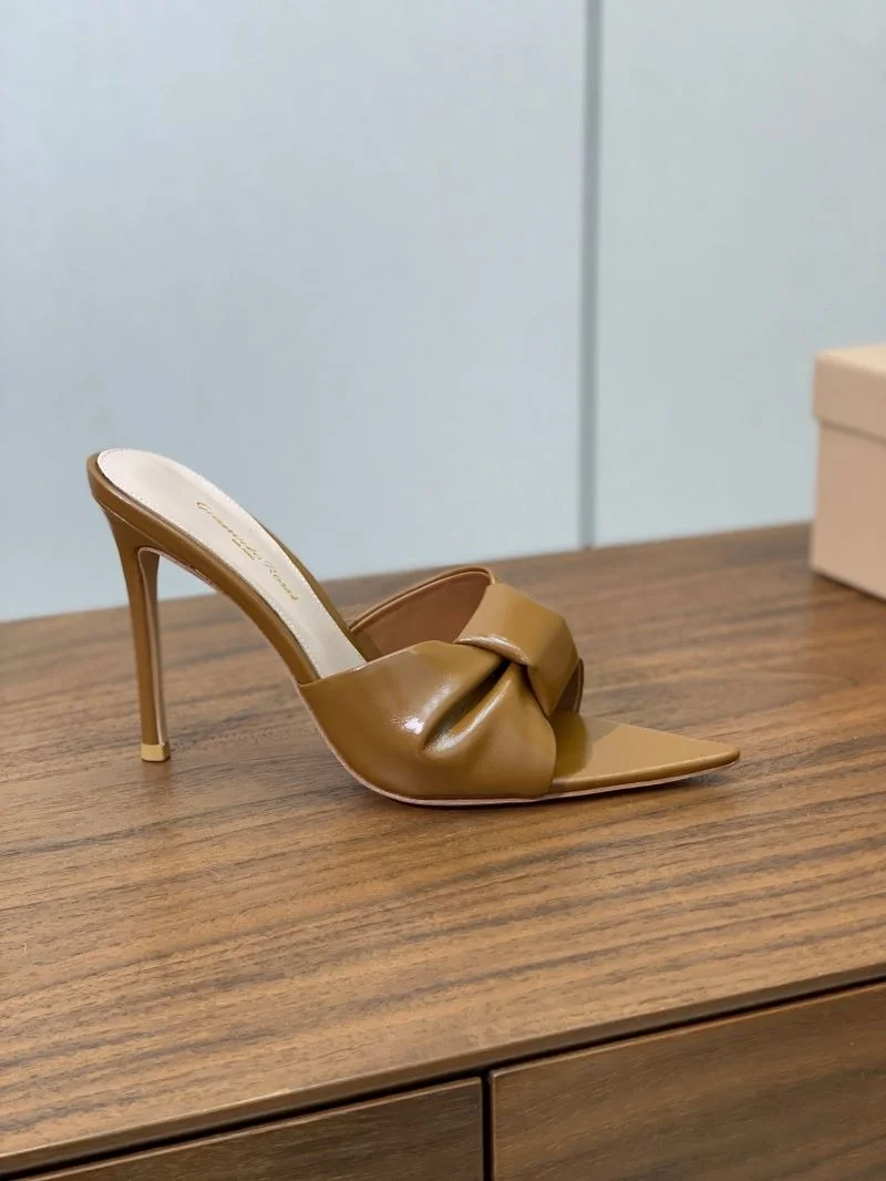 Inexpensive Gianvito Rossi Sandals