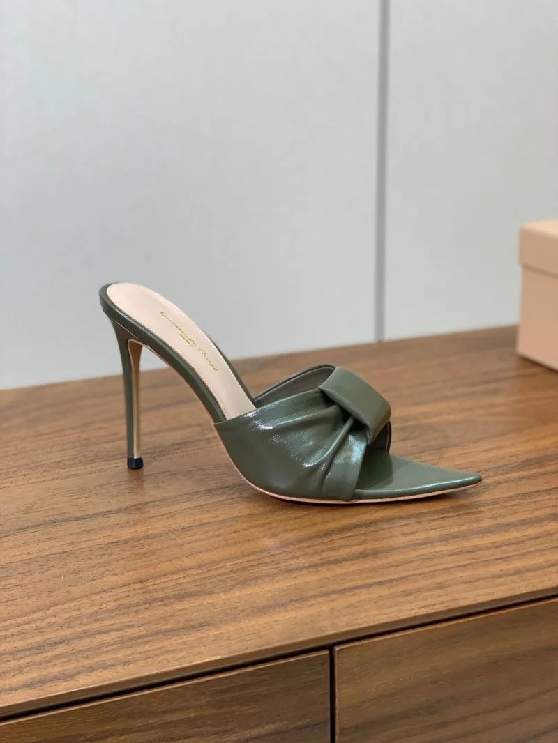 Precise copy Gianvito Rossi Sandals