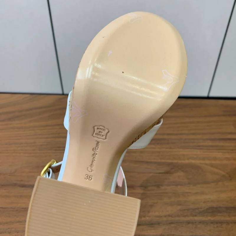 Indistinguishable Gianvito Rossi Sandals