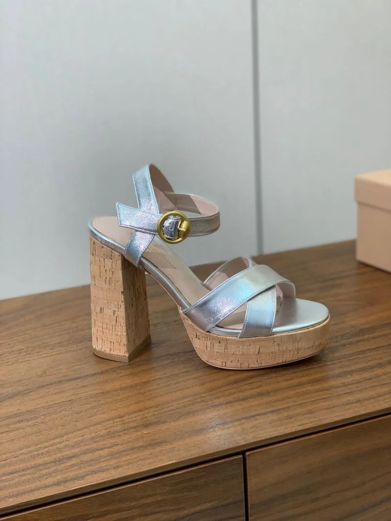 Indistinguishable Gianvito Rossi Sandals