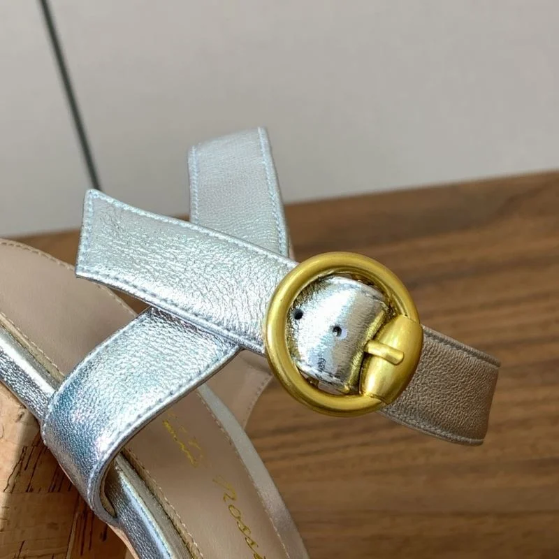 Indistinguishable Gianvito Rossi Sandals