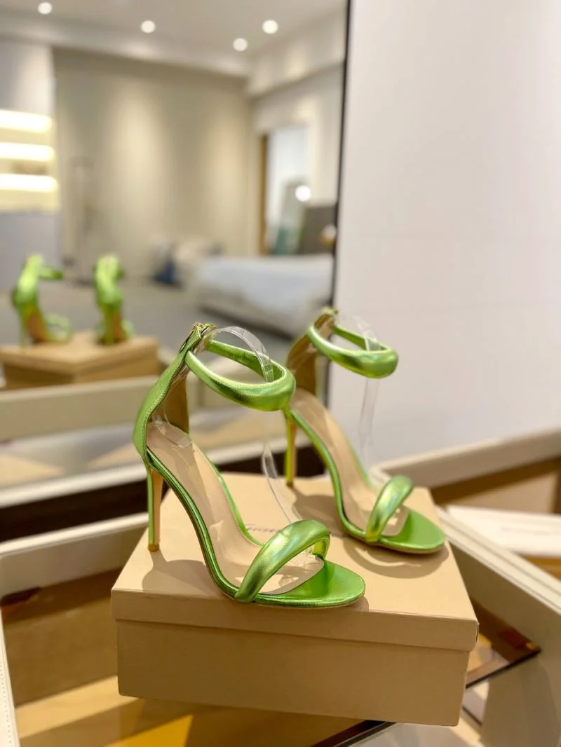 Reasonably priced Gianvito Rossi Sandals