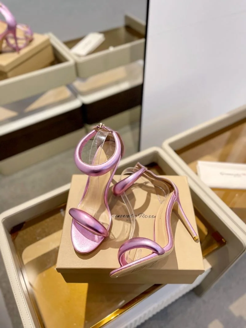 High accuracy Gianvito Rossi Sandals