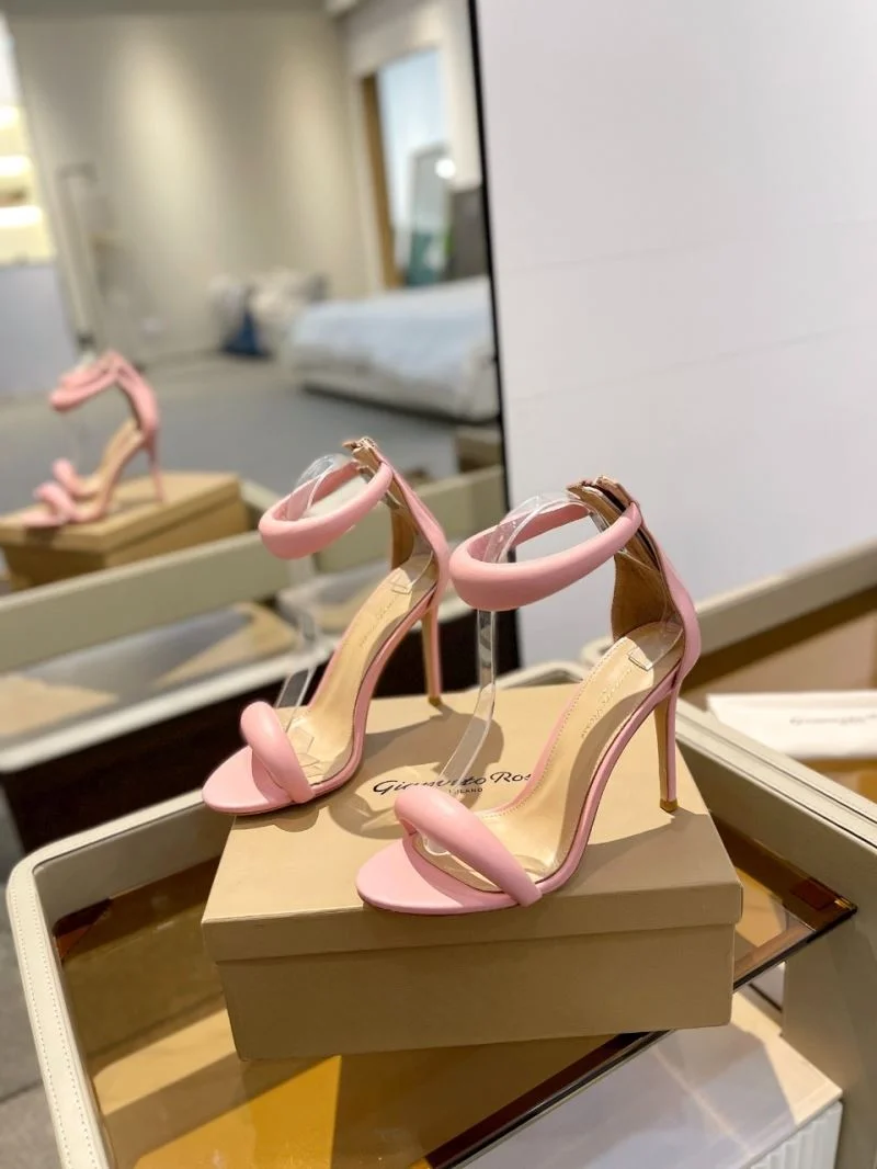 High accuracy Gianvito Rossi Sandals