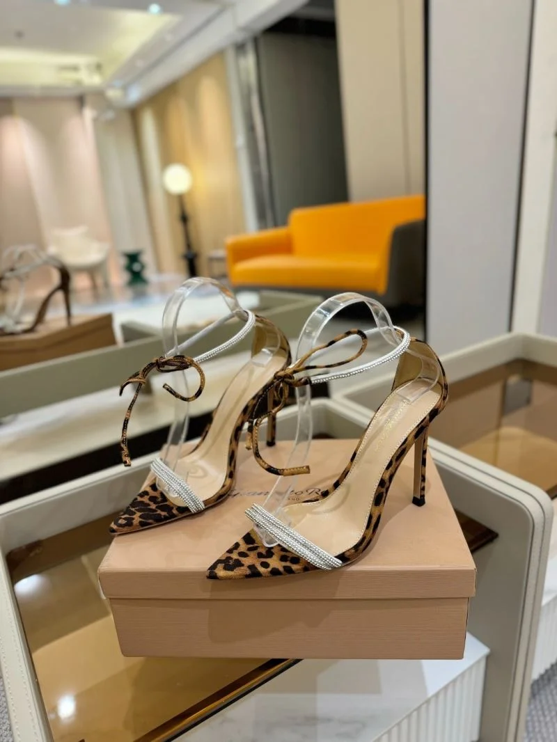 Exact replica Gianvito Rossi Sandals