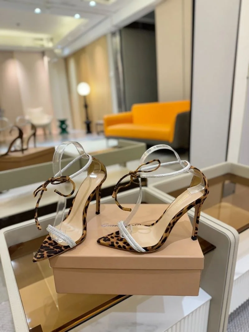 Exact replica Gianvito Rossi Sandals