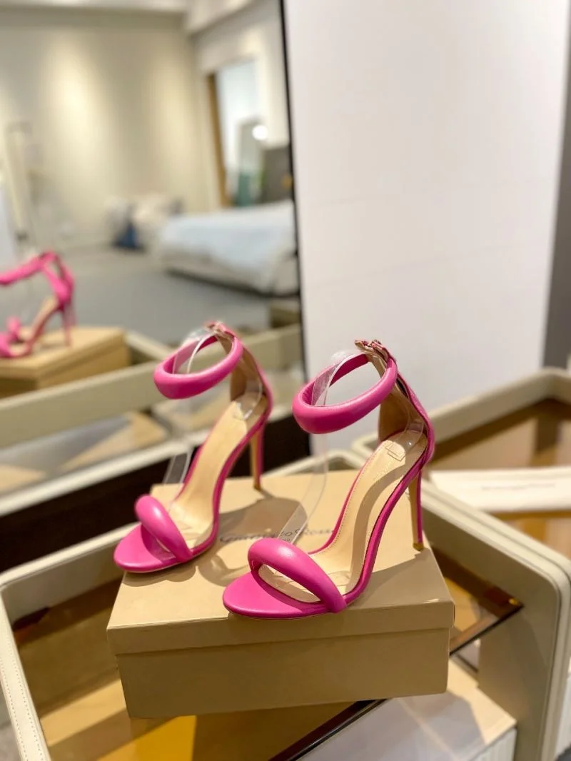 High accuracy Gianvito Rossi Sandals