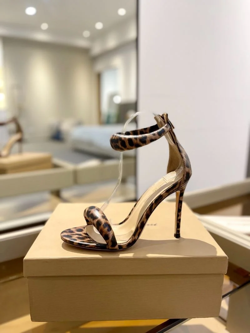 Gianvito Rossi Sandals