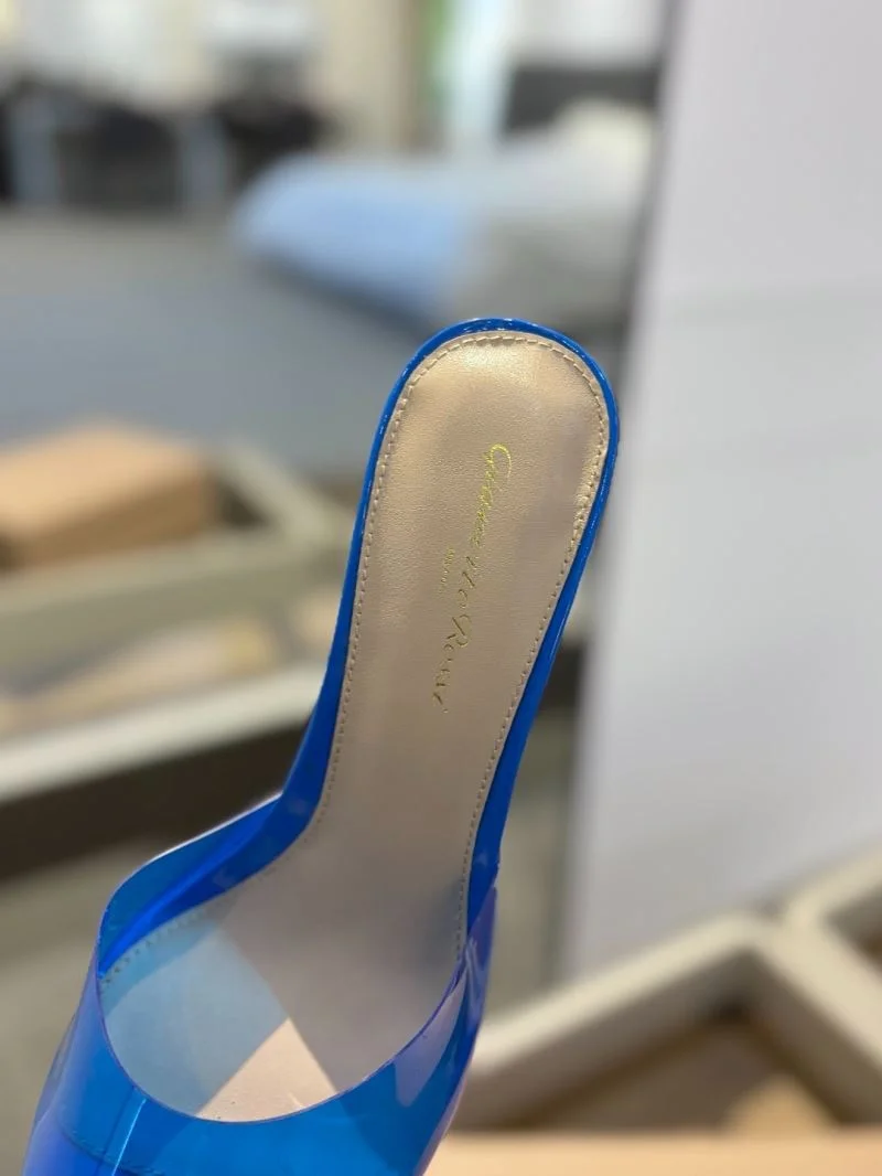 Legit Gianvito Rossi Sandals