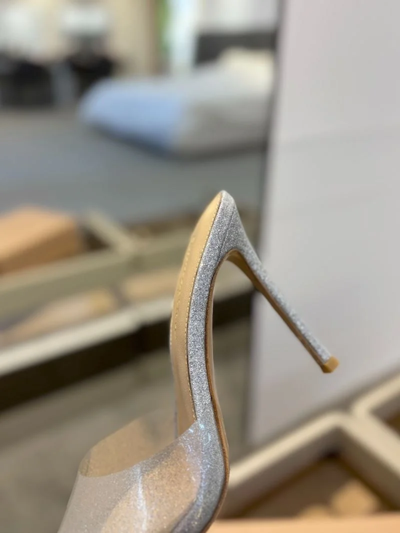 Value-priced Gianvito Rossi Sandals