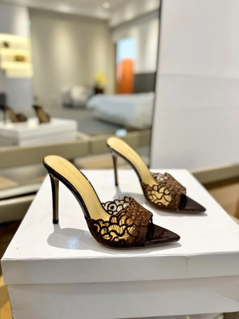 Factory-made Gianvito Rossi Sandals