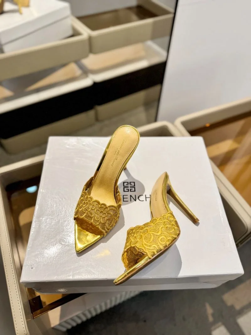 Real Gianvito Rossi Sandals