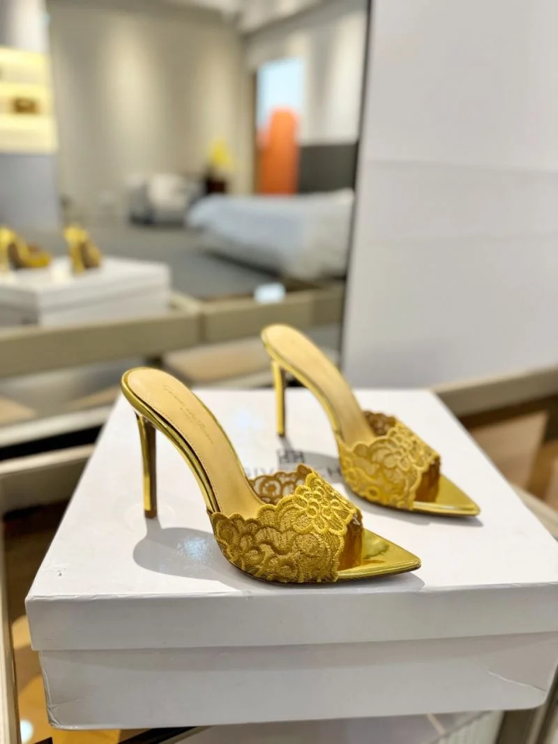 Real Gianvito Rossi Sandals