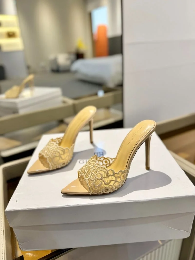 Exact replica Gianvito Rossi Sandals