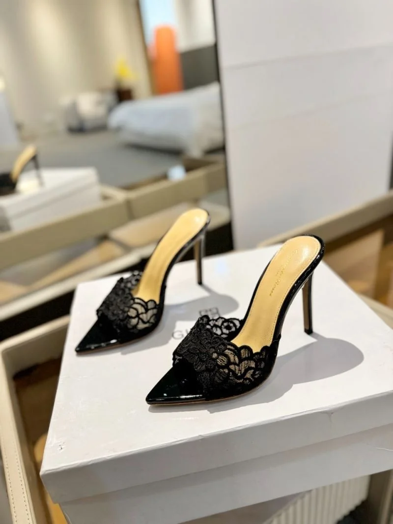 Real Gianvito Rossi Sandals