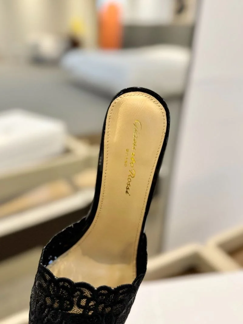 Real Gianvito Rossi Sandals