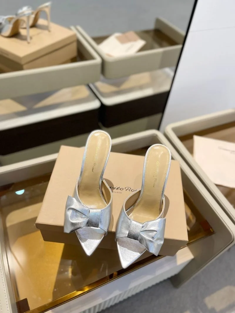 Bargain Gianvito Rossi Sandals
