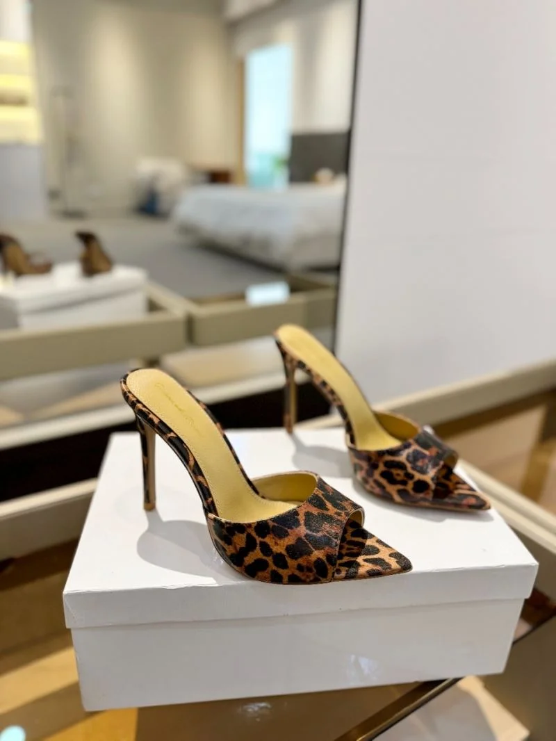 Genuine Gianvito Rossi Sandals