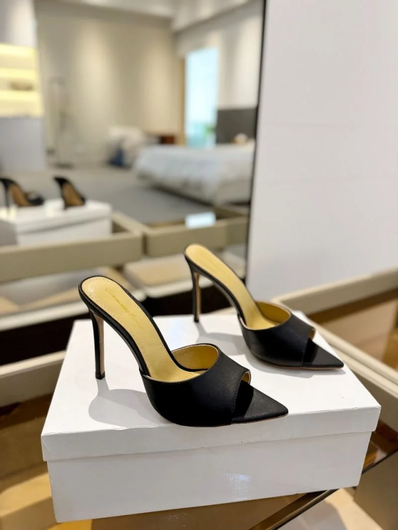 Reasonably priced Gianvito Rossi Sandals