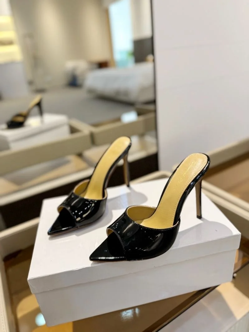 Value-priced Gianvito Rossi Sandals