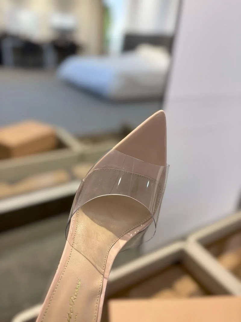 Legit Gianvito Rossi Sandals