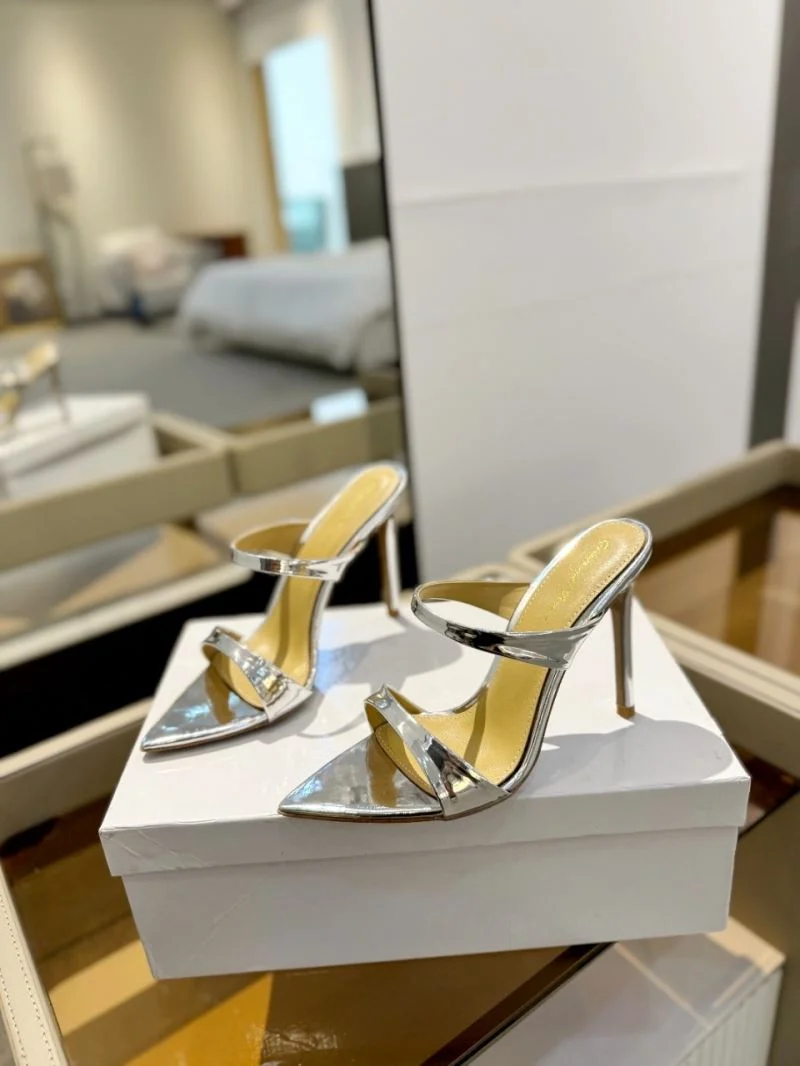 Exact replica Gianvito Rossi Sandals