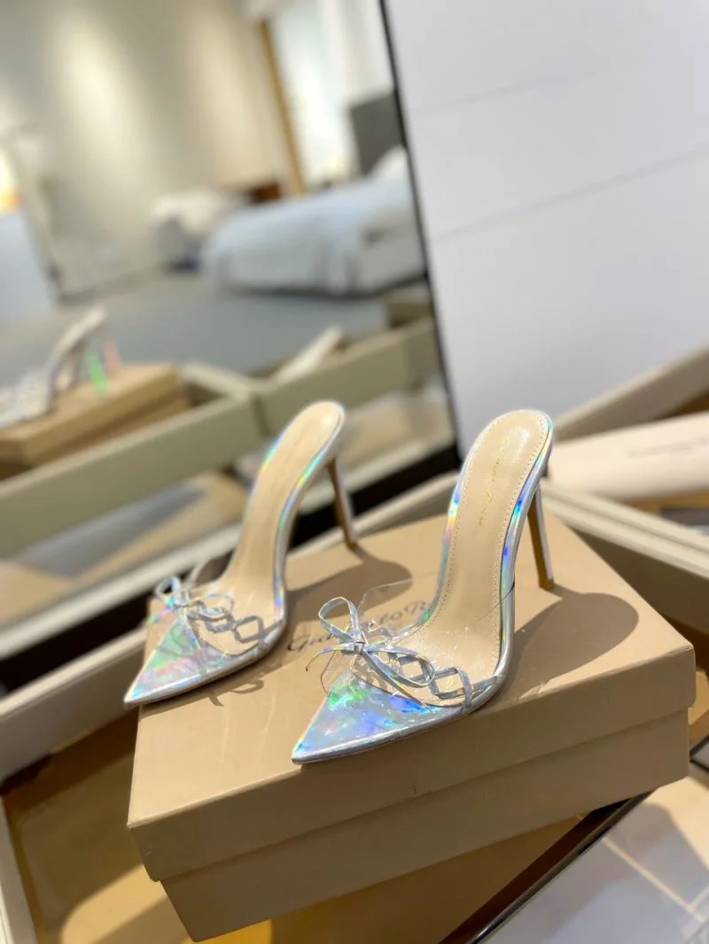 Value-priced Gianvito Rossi Sandals