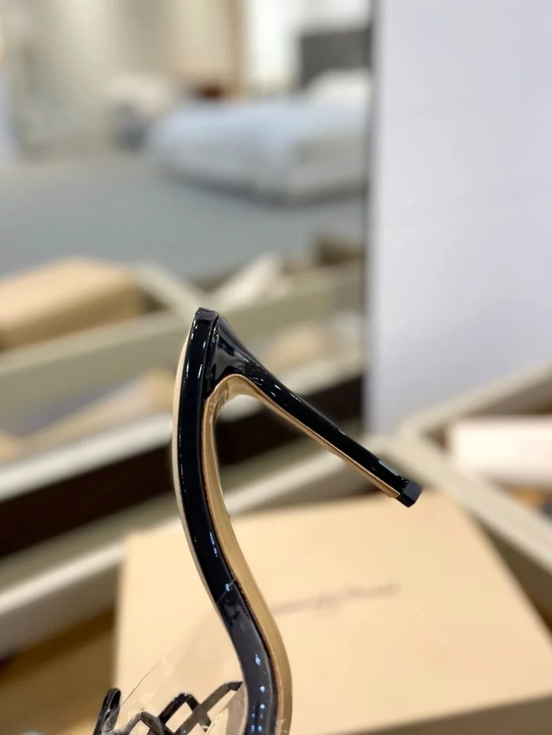 Cut-rate Gianvito Rossi Sandals