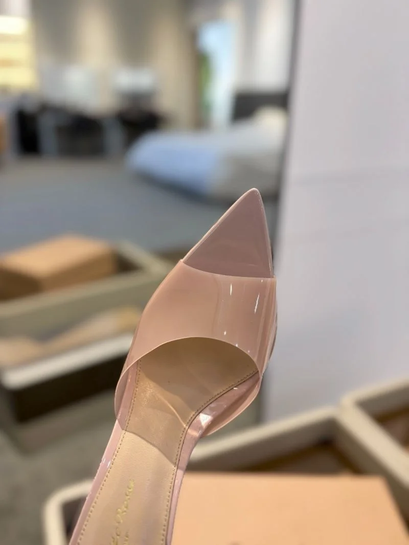 Bargain Gianvito Rossi Sandals