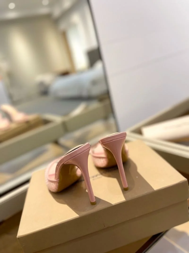 OEM Gianvito Rossi Sandals